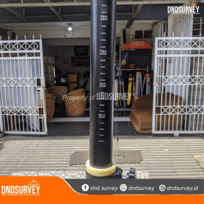 Stik Pole Jalon Merah Putih 8 Meter | DND Survey Bandung
